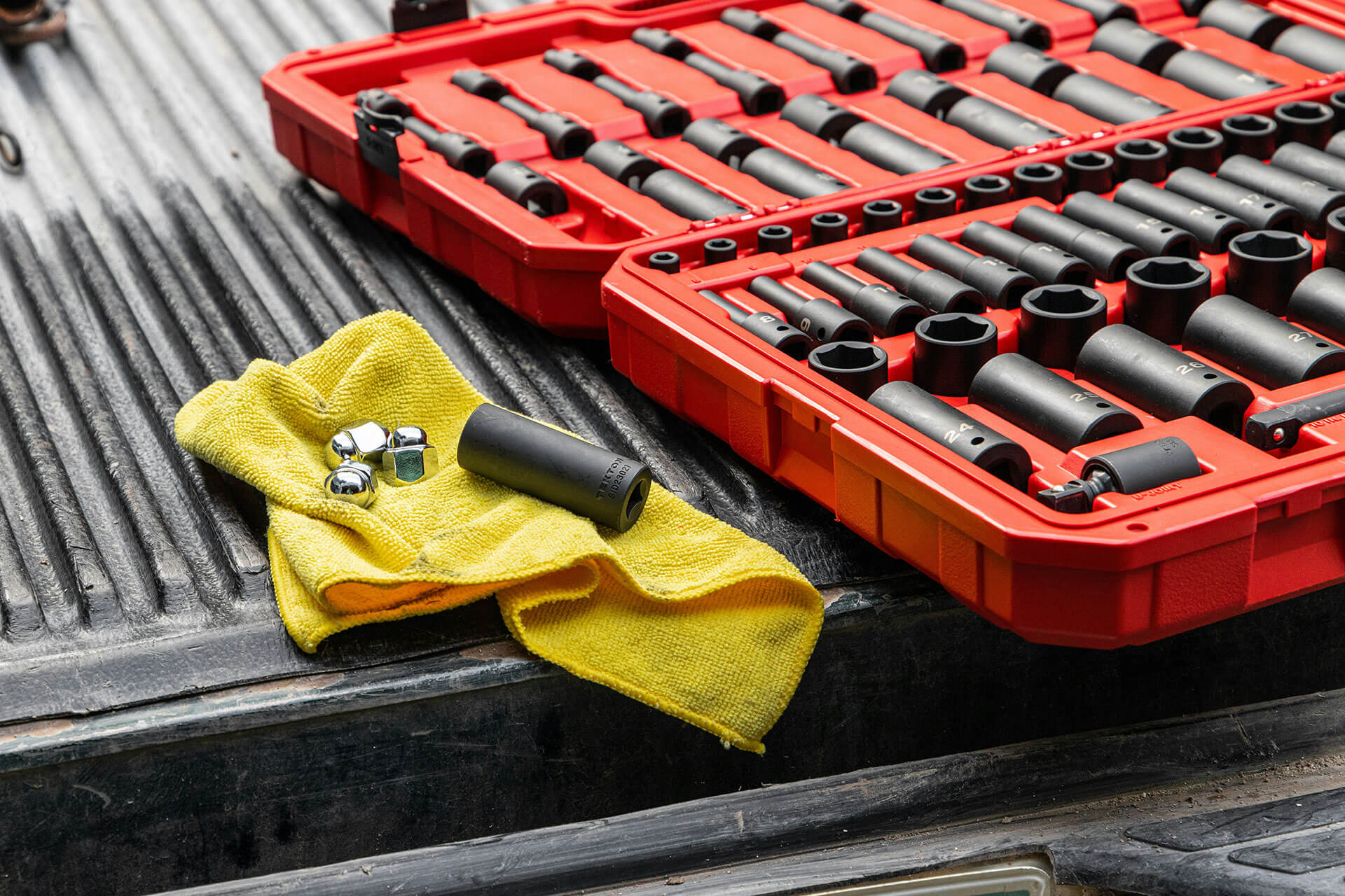 Why Insurance Matters for Coach, Bus, and HGV Mechanics